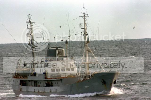 FARK.com: (8236662) OMf'nG, a Russain spy ship has been in ...